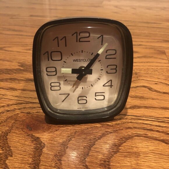 Wall Decor | Vintage Westclox Black Alarm Clock Wind Up Decor 3 Square ...
